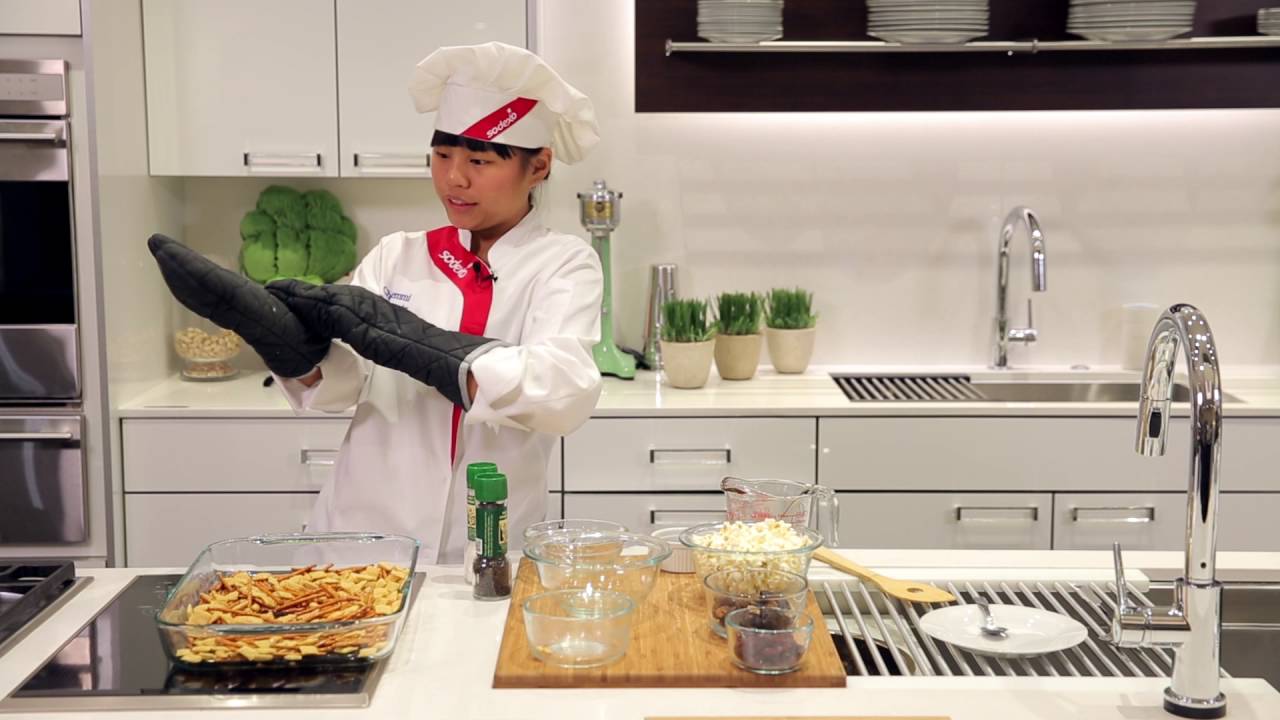 Figgy Trail Mix | Cook Time with Remmi | Chef Remmi - YouTube