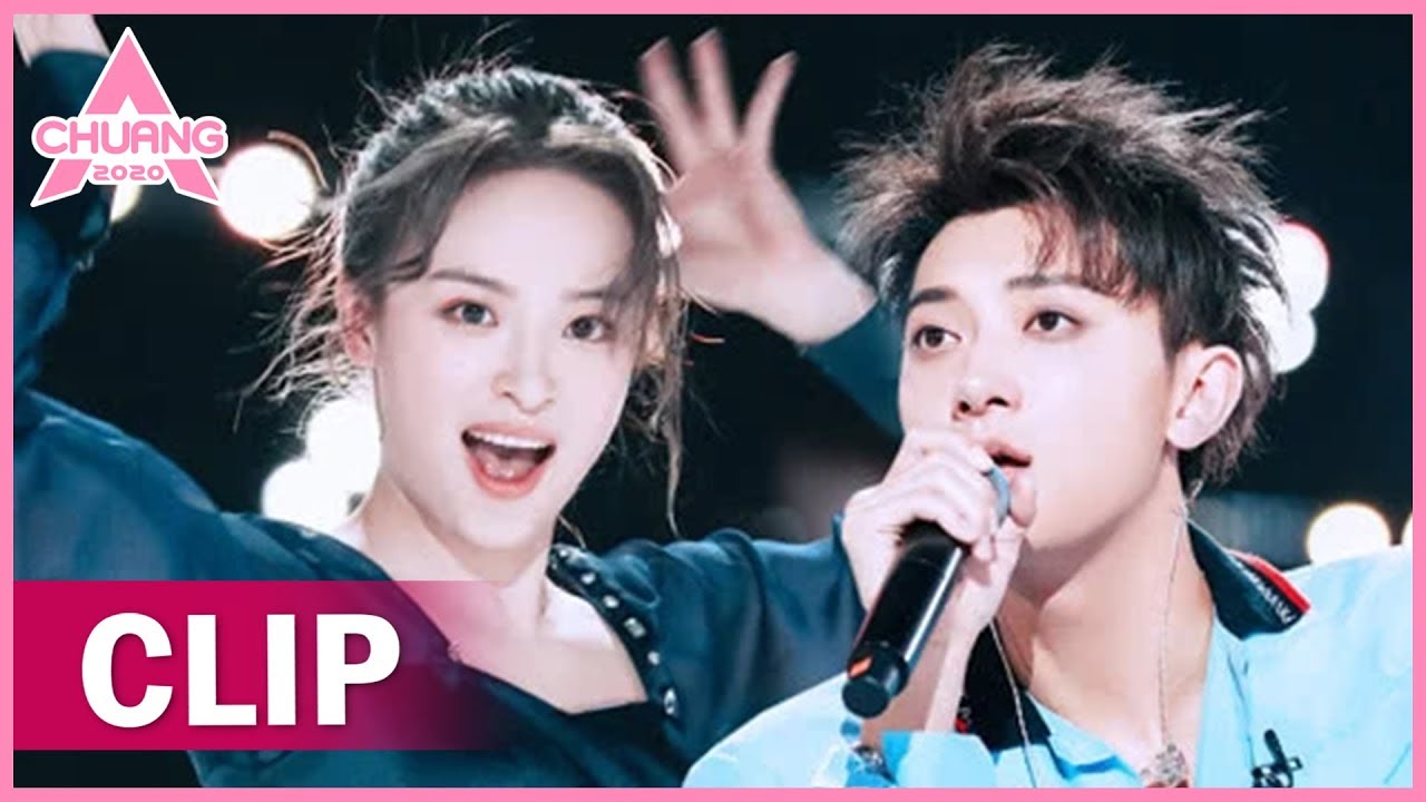 Li Chengxi's absolutely beautiful dance solo 李丞汐绝美独舞秀倒立叠腿，看得韬韬想夸上天 ...