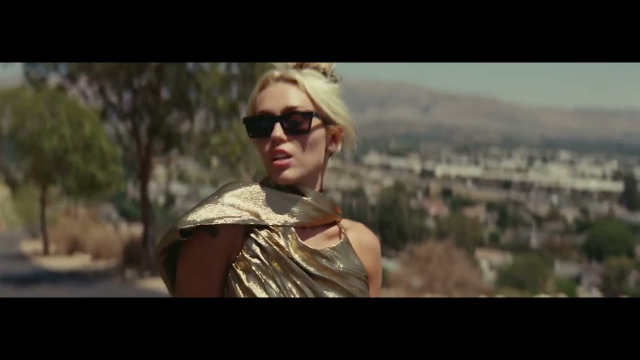 Miley Cyrus - Flowers (Official Video) - YouTube