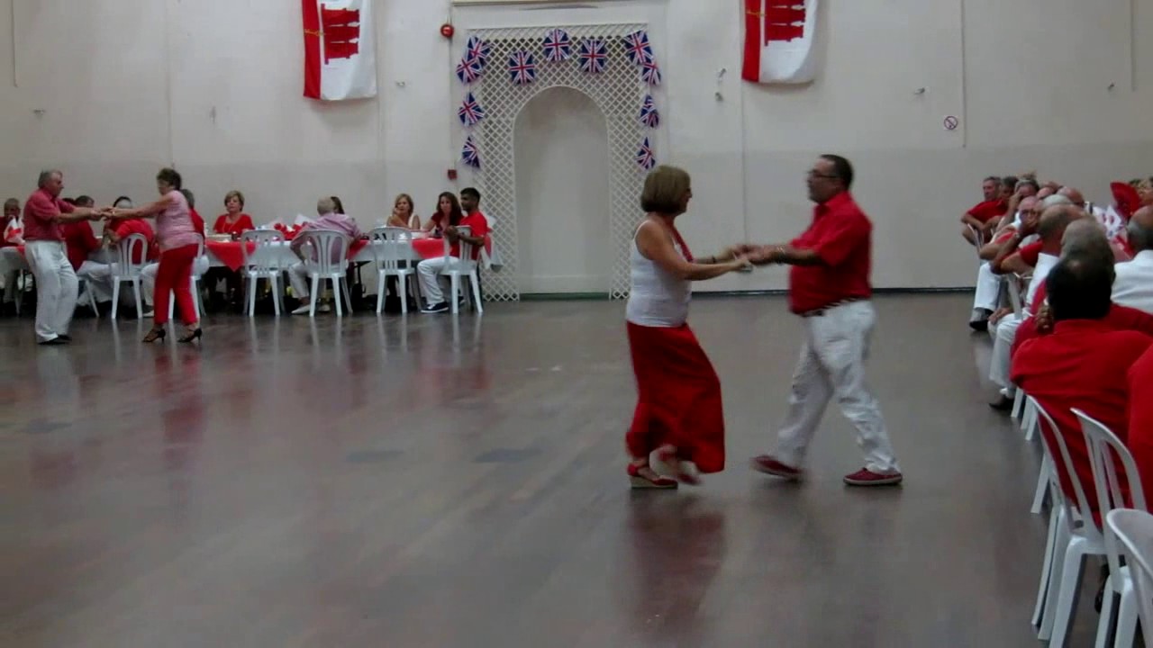 12 Party Samba - YouTube