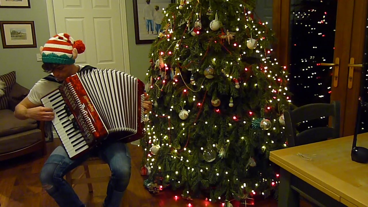 The snowman (walking in the air) - YouTube