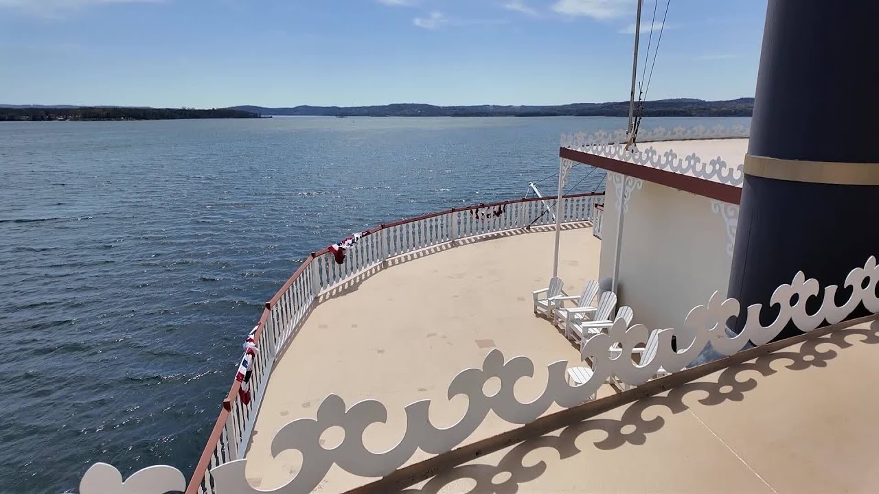 Tom Trtan takes the wheel of the Showboat Branson Belle - Part 2 - YouTube