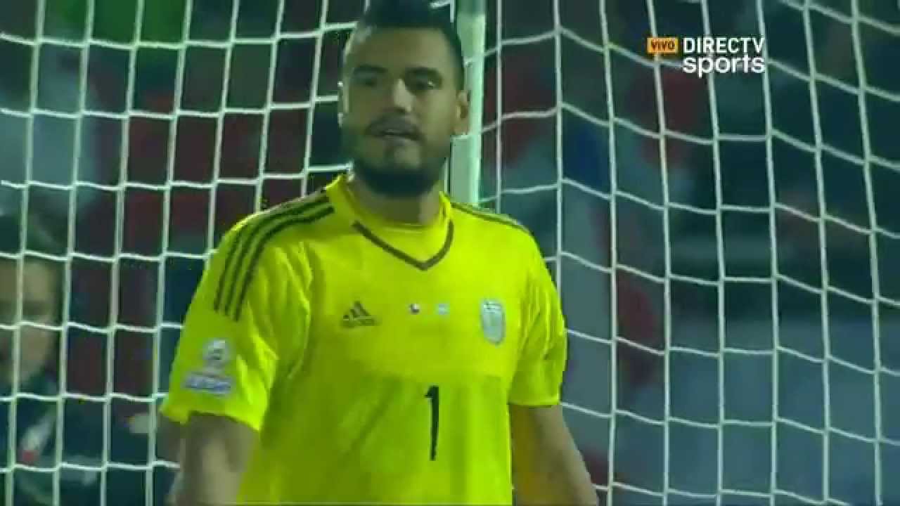 Matias Fernandez penal perfecto COPA AMERICA. - YouTube