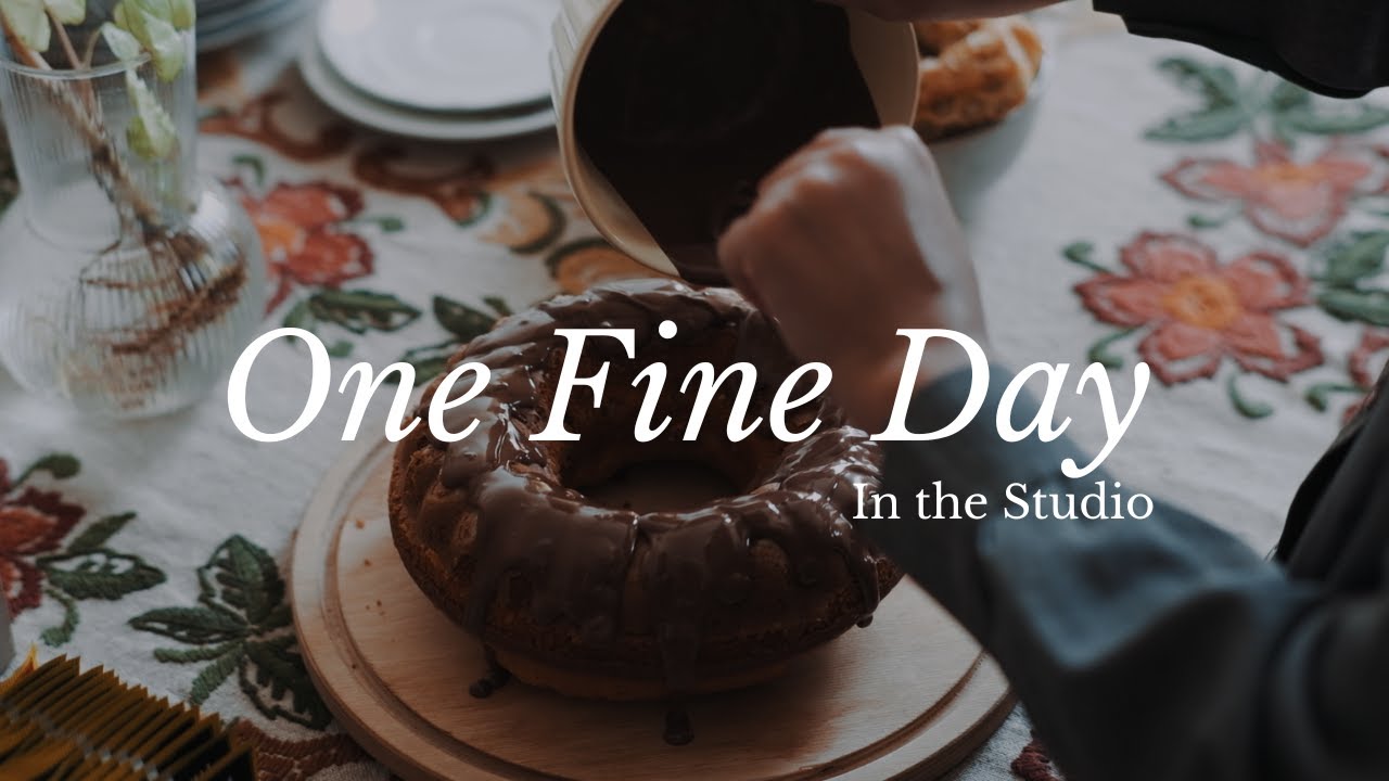 Relaxing: One Fine Day In The Studio - YouTube