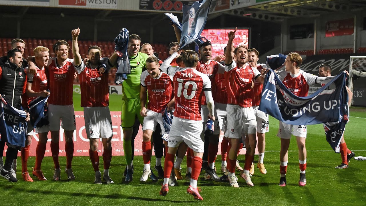Players and fans celebrate Cheltenham's promotion to League One - YouTube