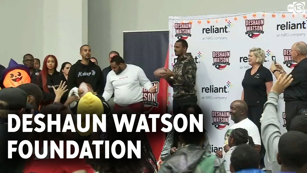 Deshaun Watson hosts students for foundation's inaugural event - YouTube