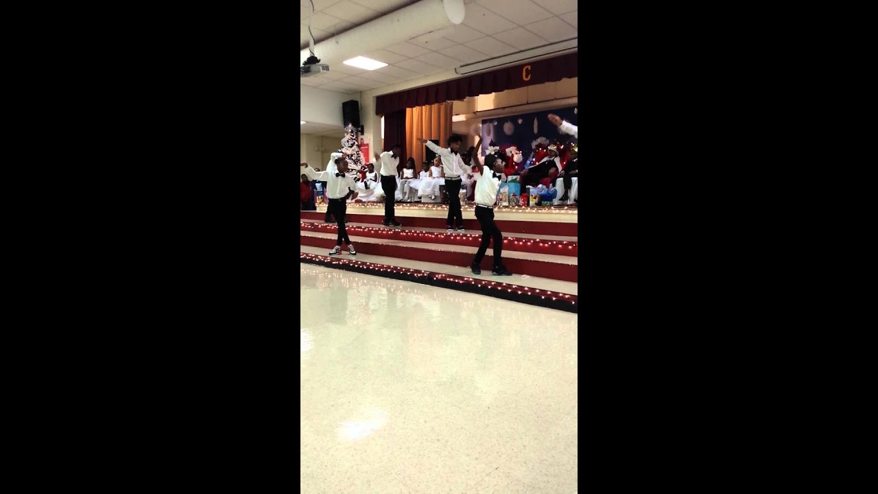 Cherokee Elementary dance team Chiefs in Motion - YouTube