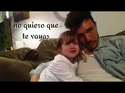 niña llorando por su padre