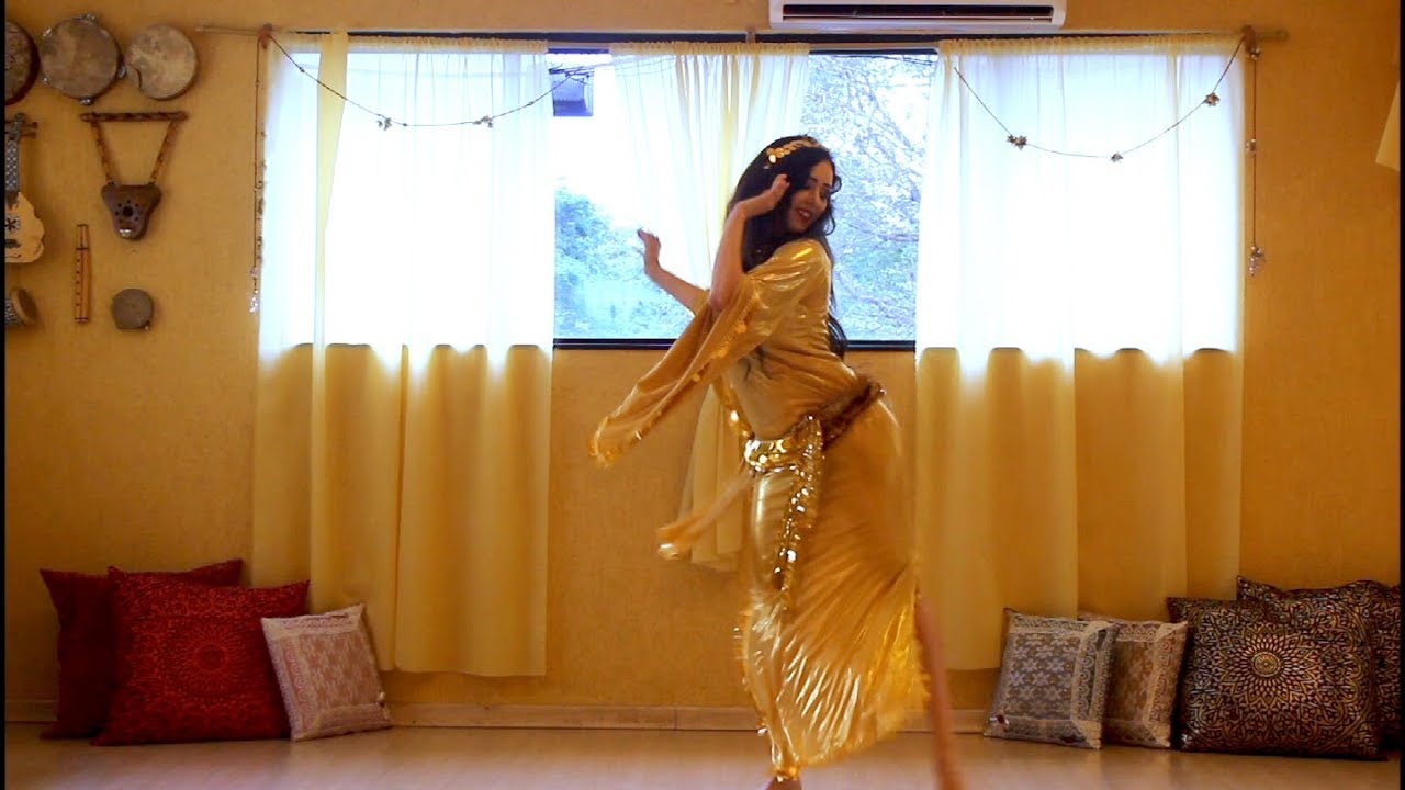 Baladi Deborah Von Belly Dancer - YouTube