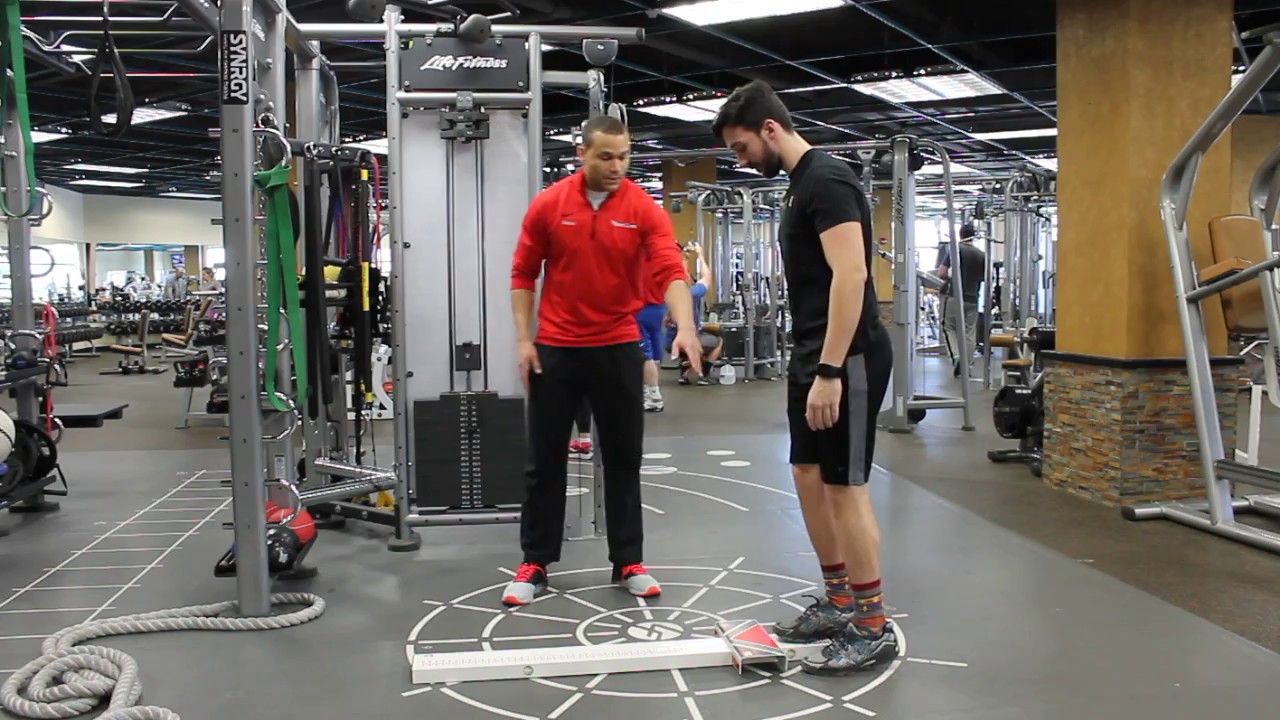 (Episode 17) Functioning Right w/ Stephen Slack - Single Leg Squat Test ...