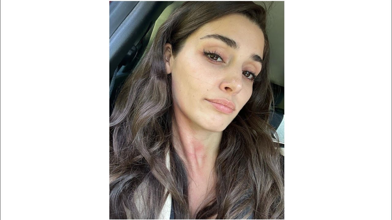 BOOM 💥NEW HANDE ERCEL'S PHOTO IN HAKAN'S CAR WITHOUT MAKEUP 😍 # ...