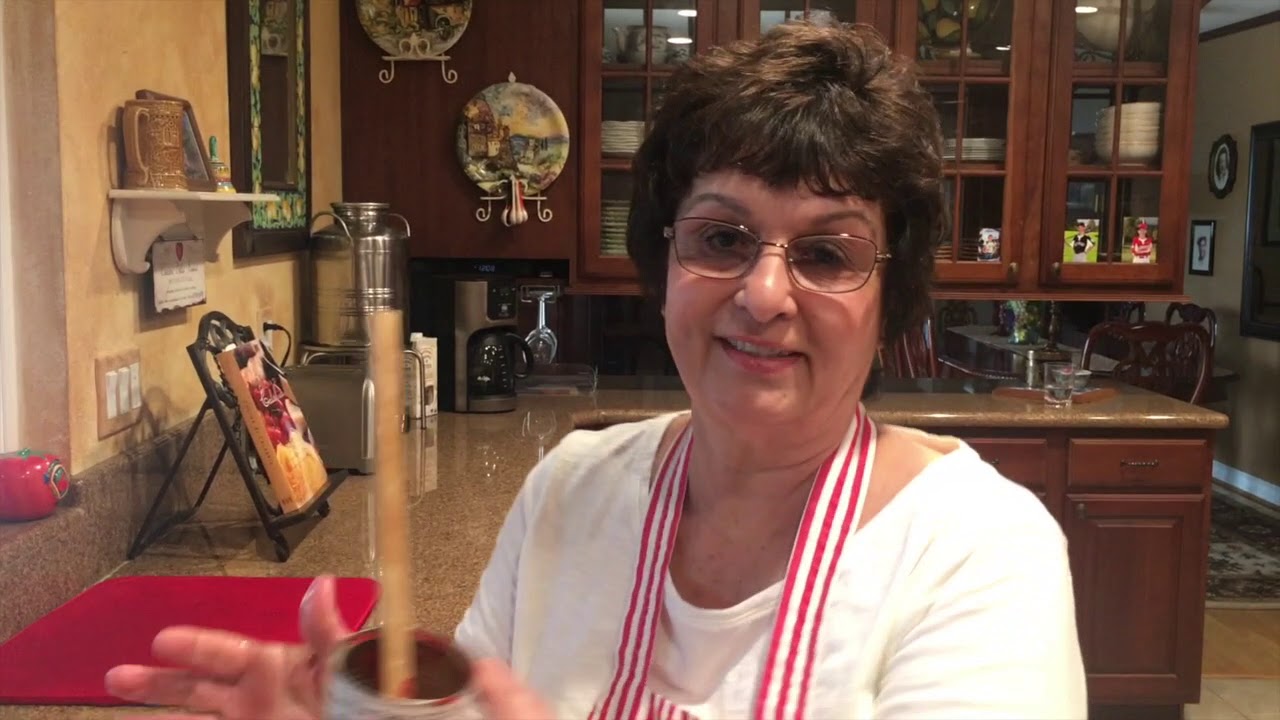 Cucina Della Nonna (Nonna's Kitchen) - Part 1 - Traditional Marinara ...