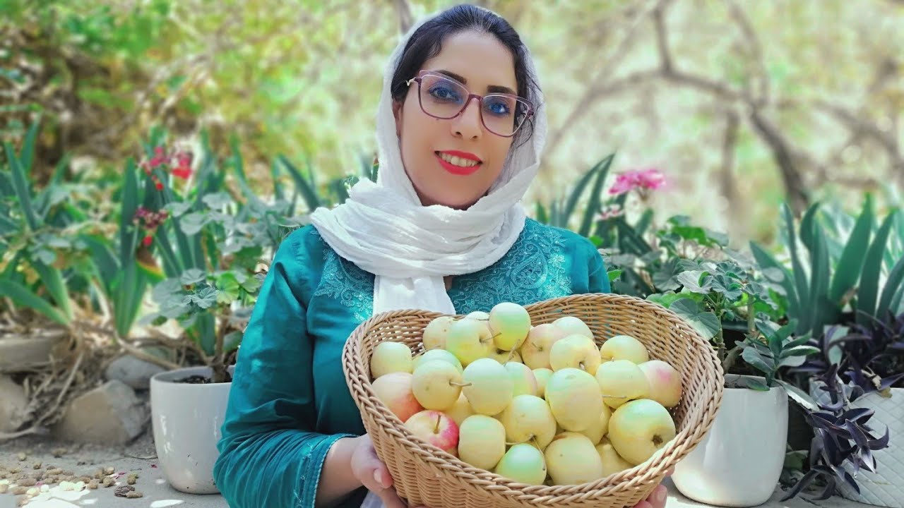 Apple Stew,Persian food with a unique taste, with organic apples - YouTube