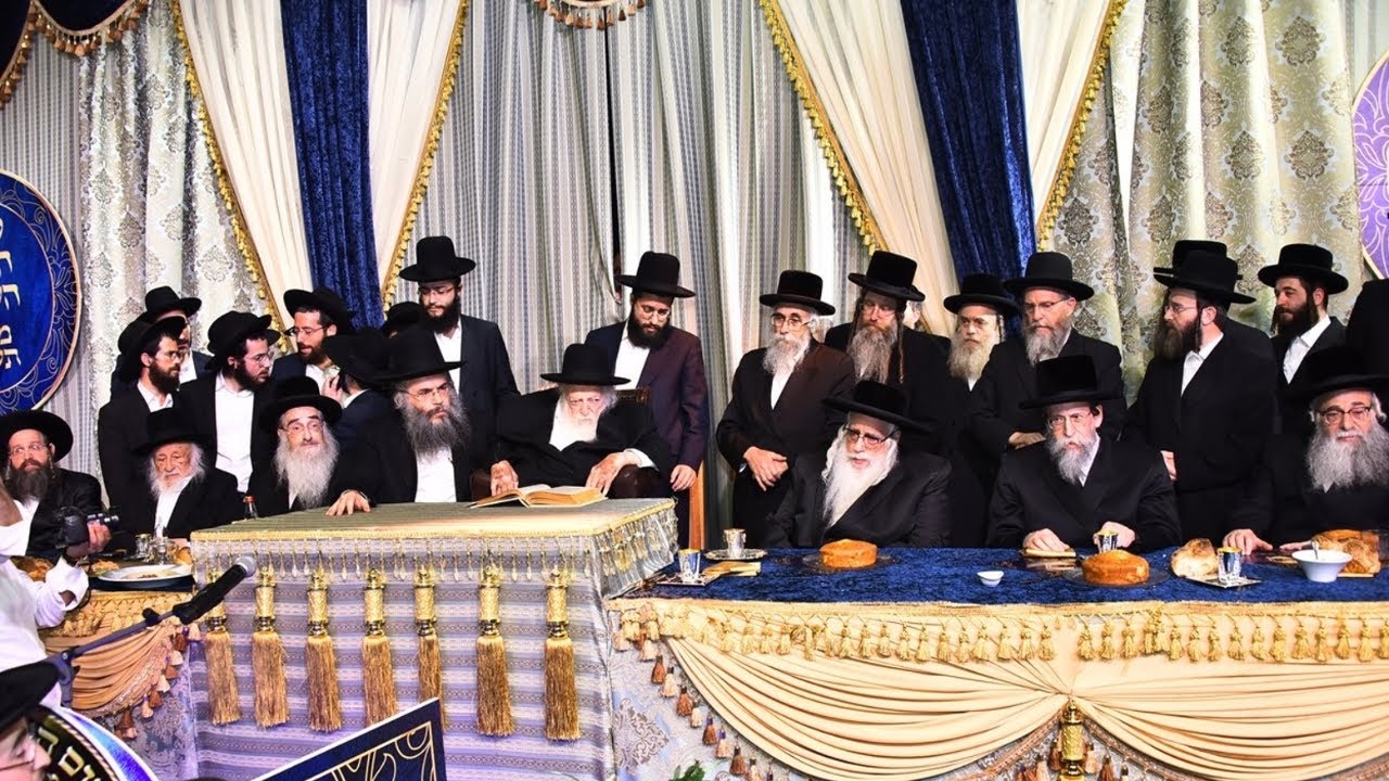 94 Geonim “Shas Yiden” gather for the Annual Siyum of 470 Shasim ...