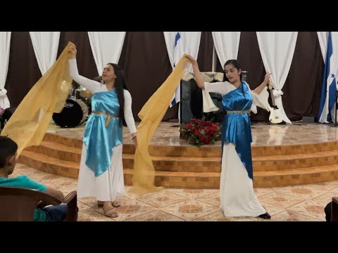 Danza con mantos “A dónde iré Jehová sin ti” Anahí & Melody Leiva - YouTube