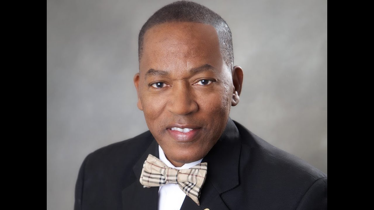 Clark County Commissioner Lawrence Weekly was instrumental in bringing ...