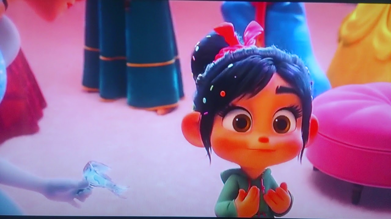 Wreck-It-Ralph 2-The Disney Princesses secne - YouTube
