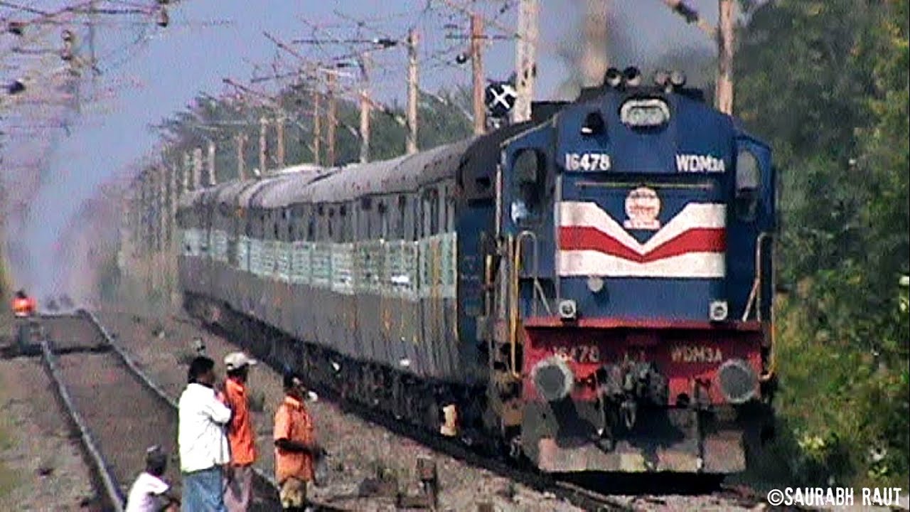 One Of The Most Beautiful Liveries Of Locomotives In India - Gonda ...