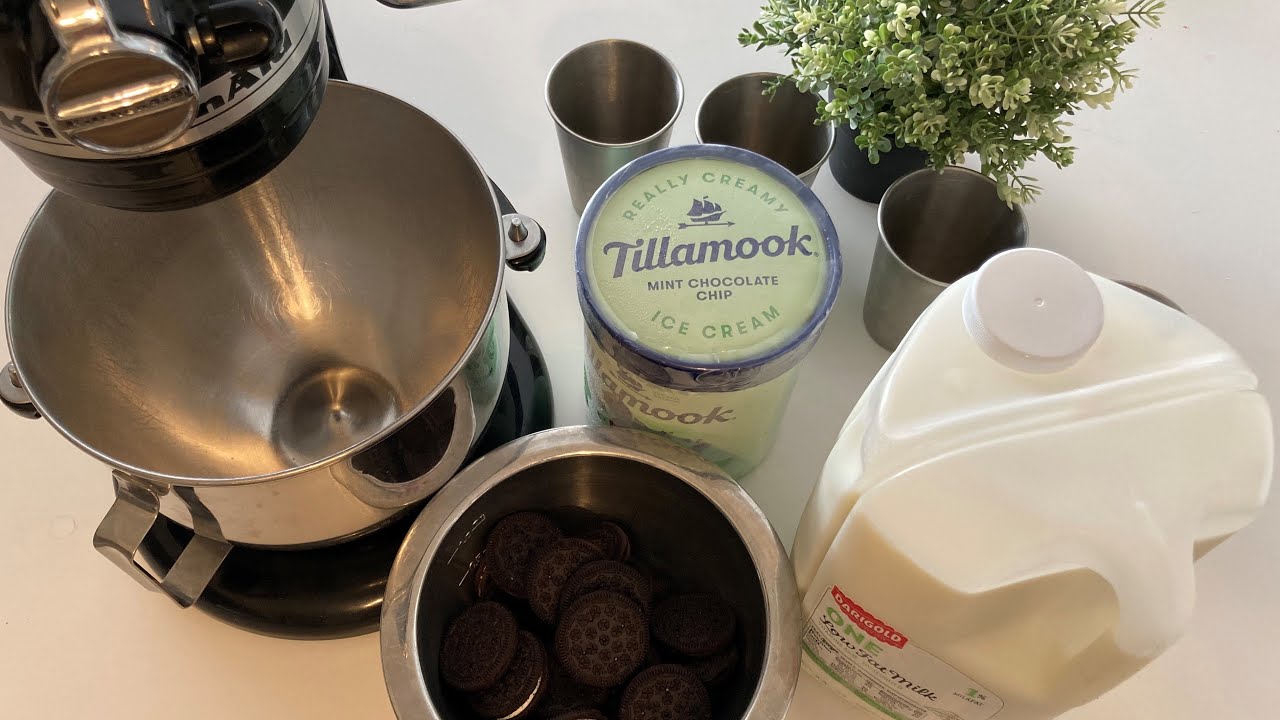 Easy Blizzard Substitute (Mint Oreo) - YouTube