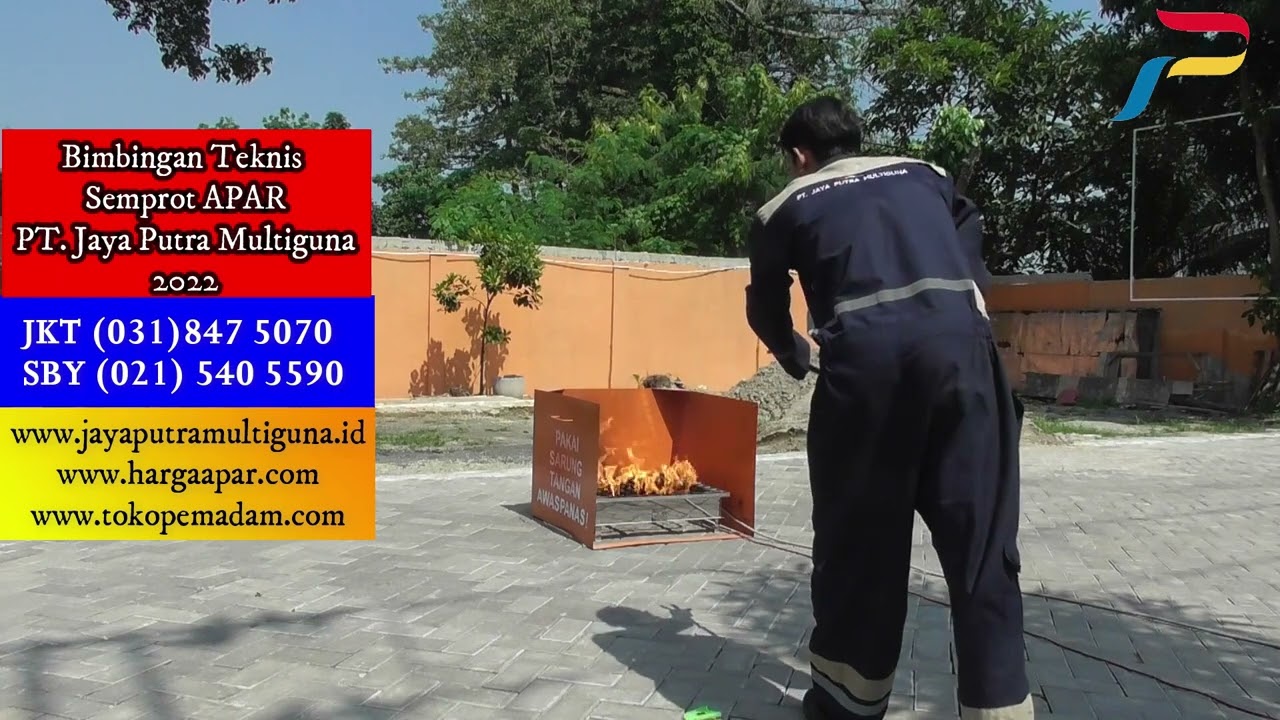 Bimbingan Teknis Semprot APAR Tabung Pemadam Api Praktis, Aman dan ...