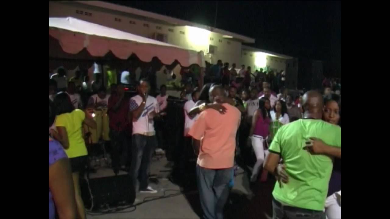 Tune na Larry's - 4 muraja - YouTube