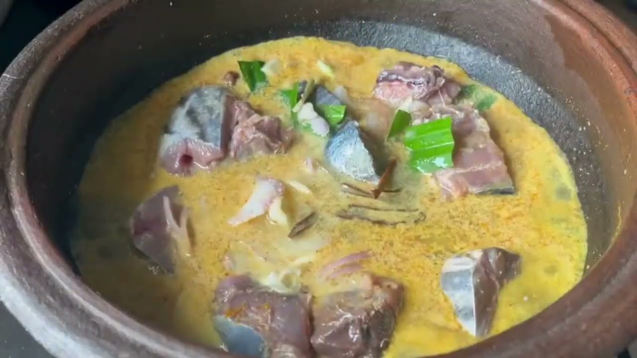 කෙලවල්ලා මාළු කිරට/ kelawalla malu| Tuna Fish Curry| Kelawalla Fish ...