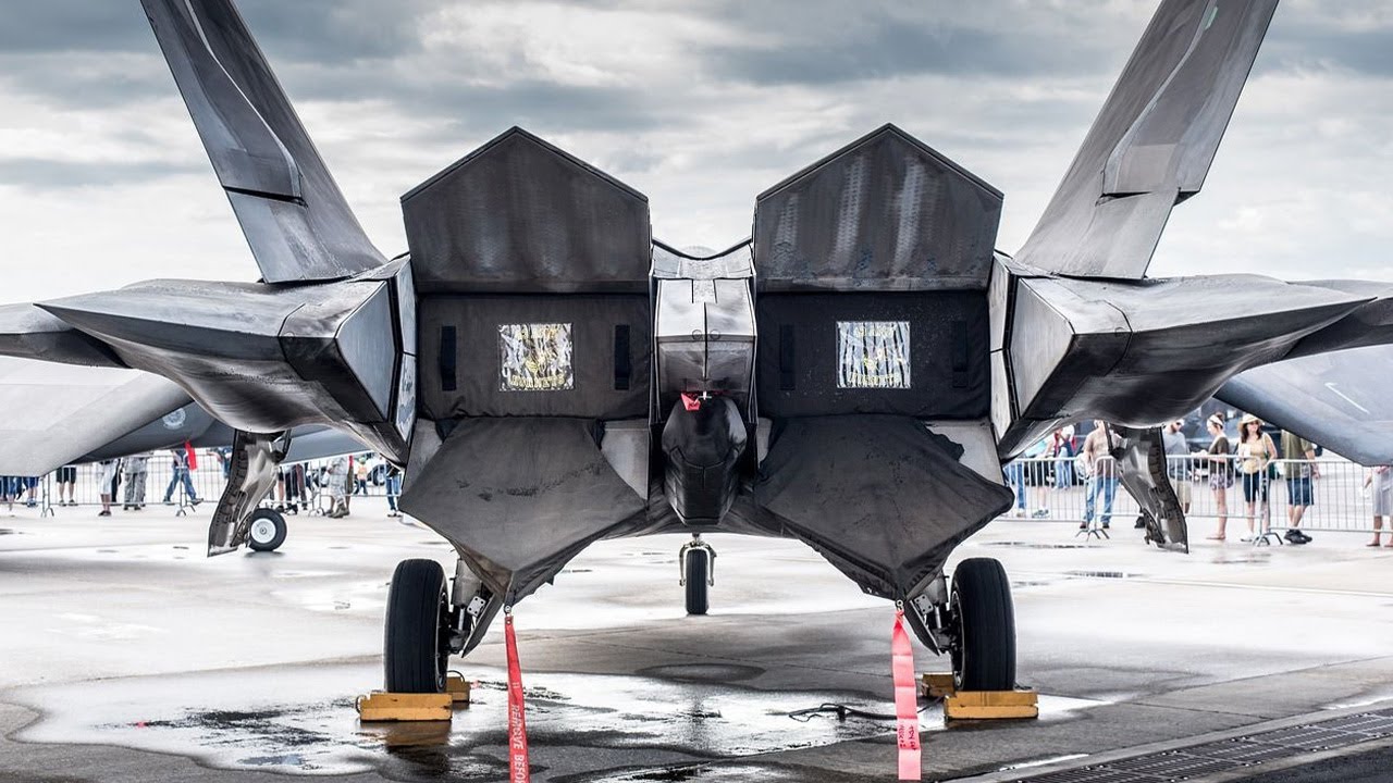 Here's the Top Secret Upgrade That Makes the F-22 Raptor Truly ...