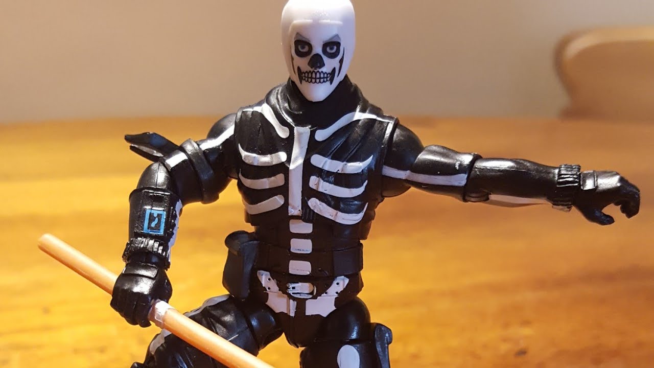 Fortnite Skull Trooper - Toy Review - YouTube