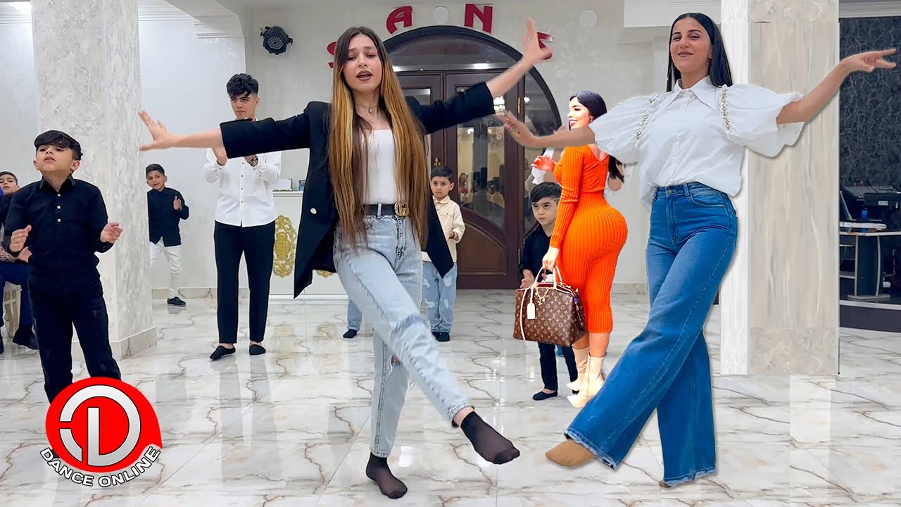 İran Mahnisi Azərbaycan Toylarinda Deli Qizin Trend reqsi İzlenildi 😳 ...