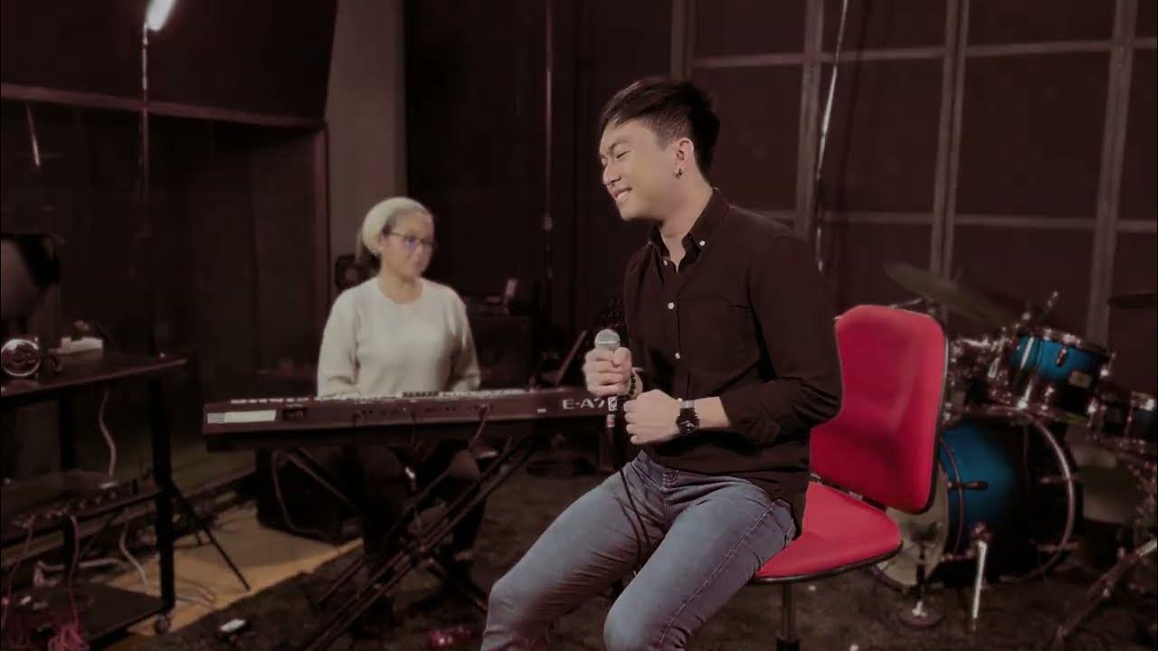 Rex Baculfo performs "Oras Ko 'To" FULL VIDEO - YouTube