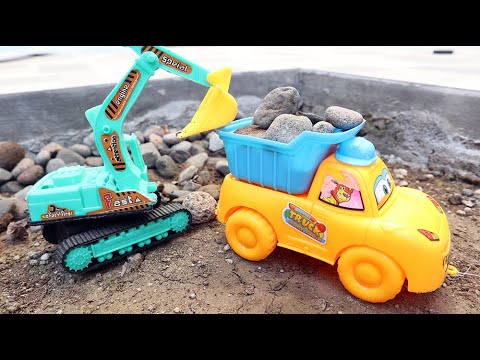 Bego Excavator mainan & Truk mainan mengangkut batu - YouTube