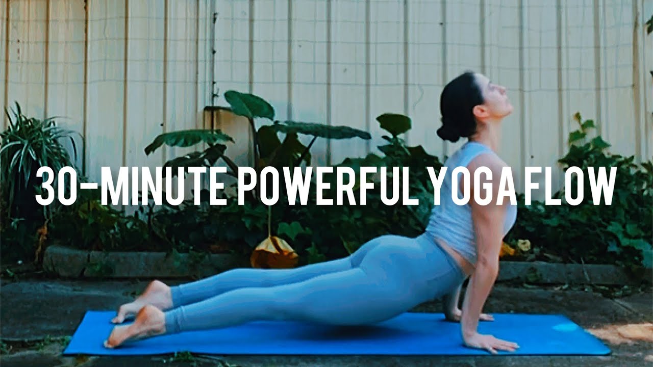 Yoga Flow \\ Yoga Strength Practice #yogaflow - YouTube