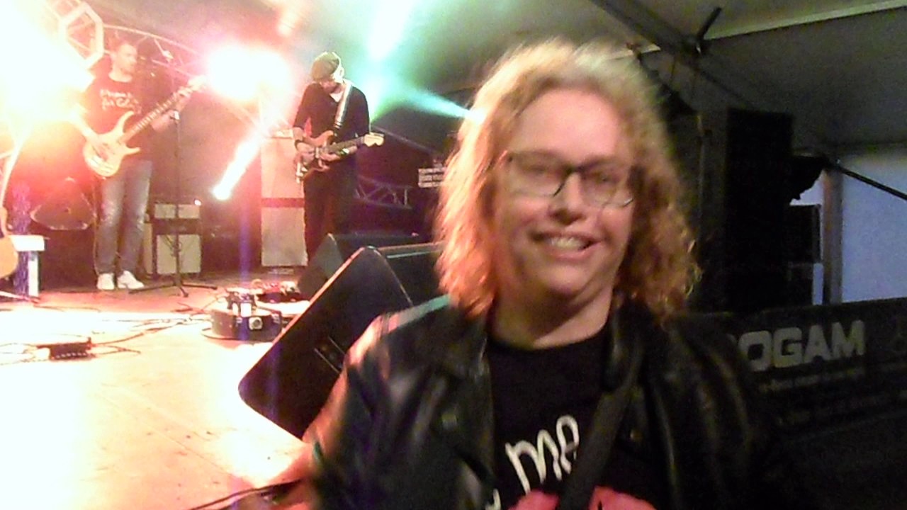 Have a cigar and friends Radar love Zie omschrijving clip Pien dancing ...