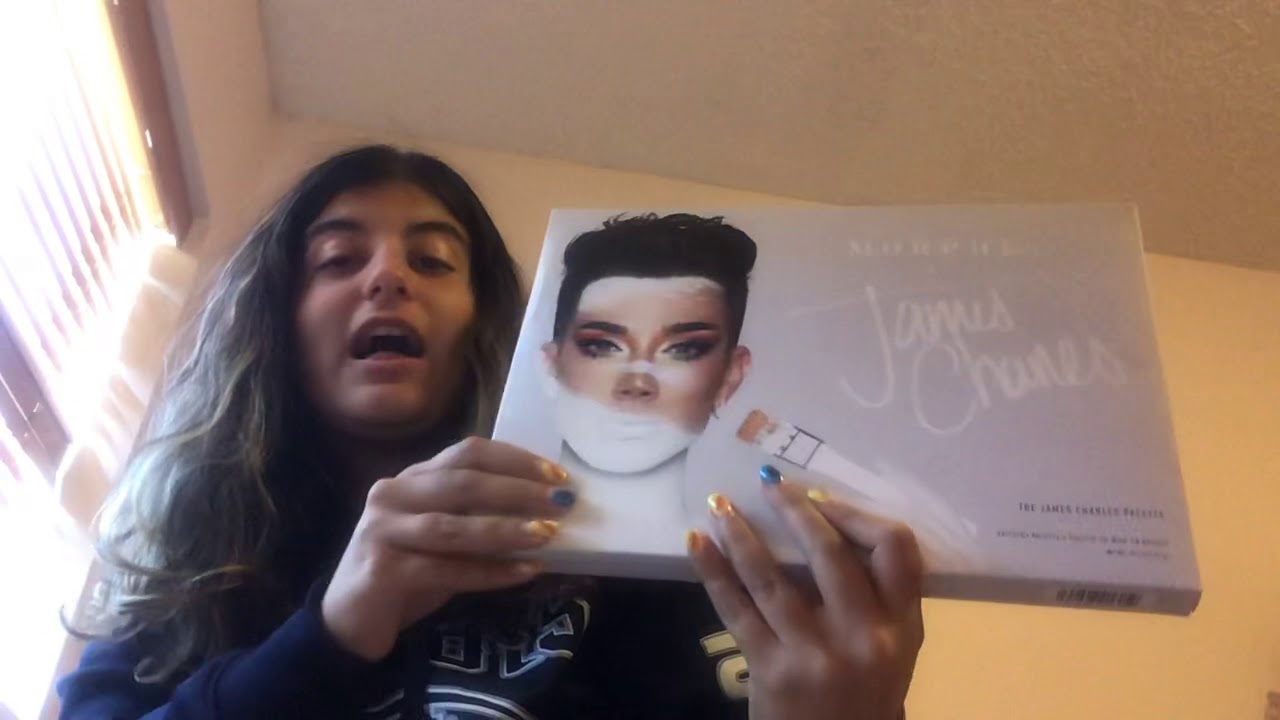 UNBOXING AND REVIEWING THE JAMES CHARLES PALETTE 😍 ️ - YouTube
