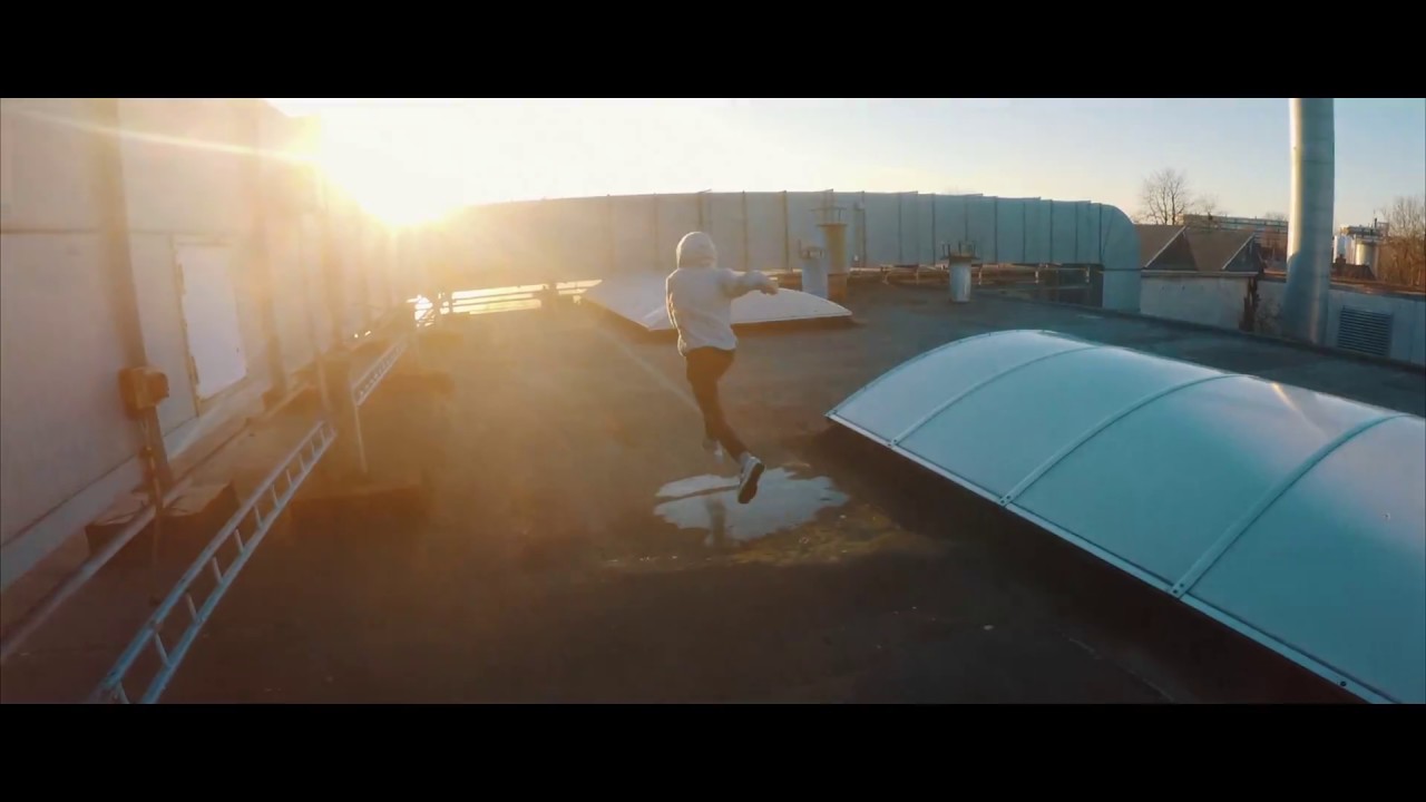 GoPro HERO 5: POV ROOF RUN V2 (4K) - YouTube