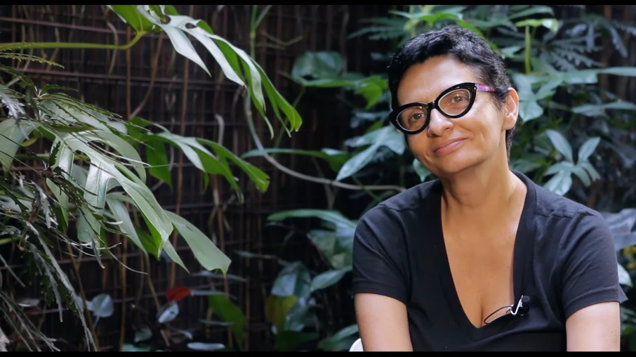 Berna Reale - Artista - YouTube