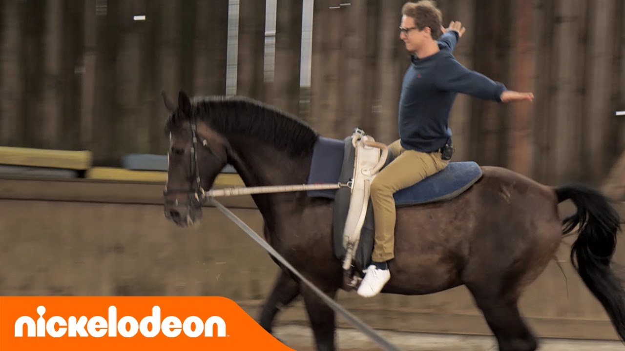 Hey Nickelodeon | Sascha turnt auf einem Pferd | Nickelodeon ...