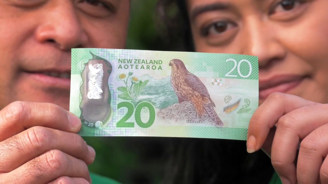 Money Week 2017: Birds of a Feather | Karearea | $20 | Kiwibank - YouTube