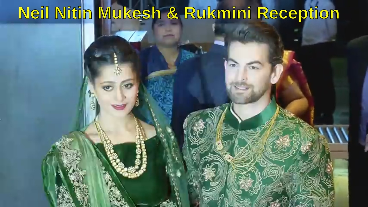 Neil Nitin Mukesh, Rukmini Sahay & Family Pose For Media | Amitabh ...