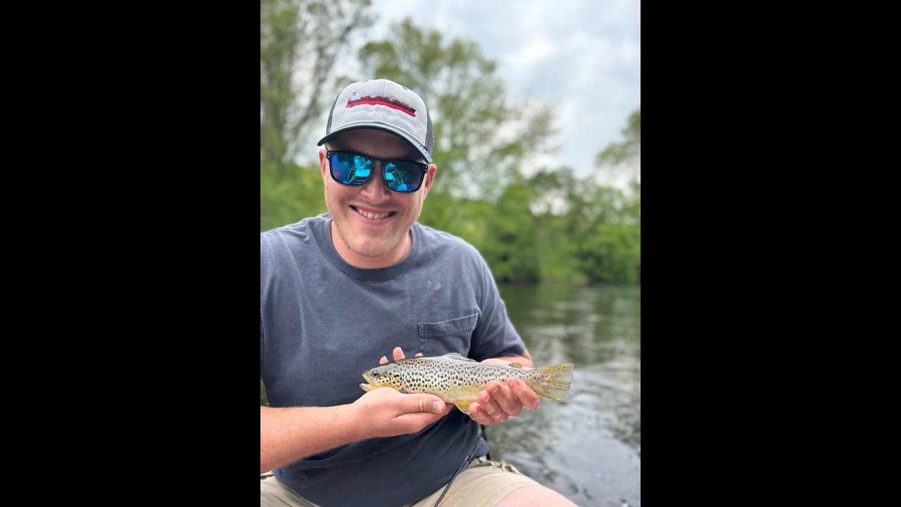 Canoeing the Shetucket River in Connecticut - YouTube