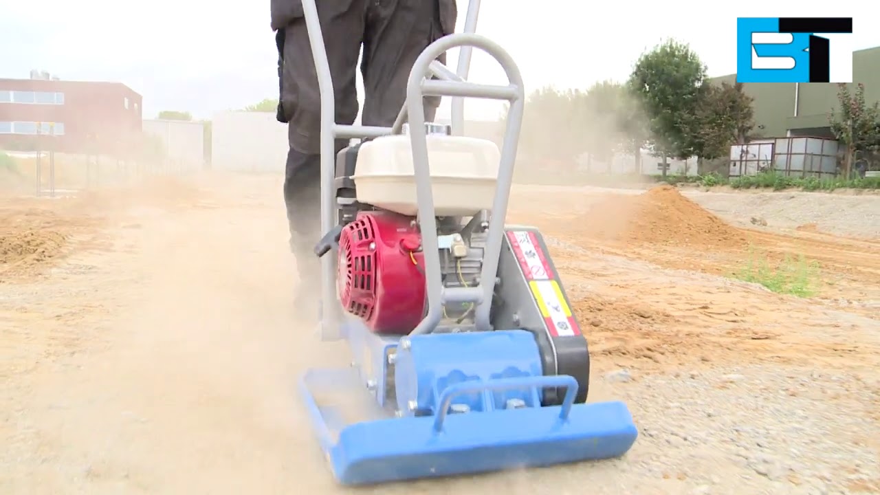 Plate compactor BTPC70H - YouTube