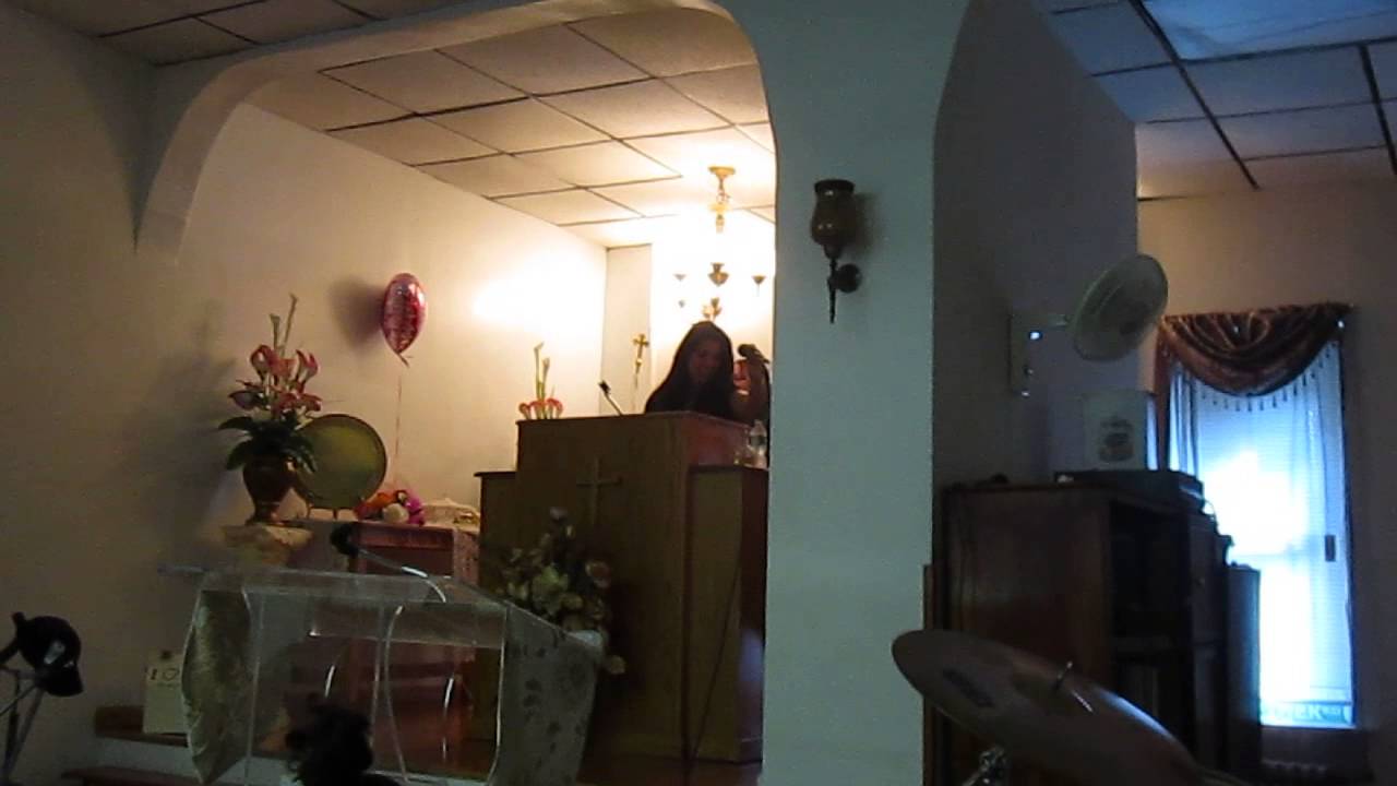 Maribel Cintron Preaching 1 - YouTube