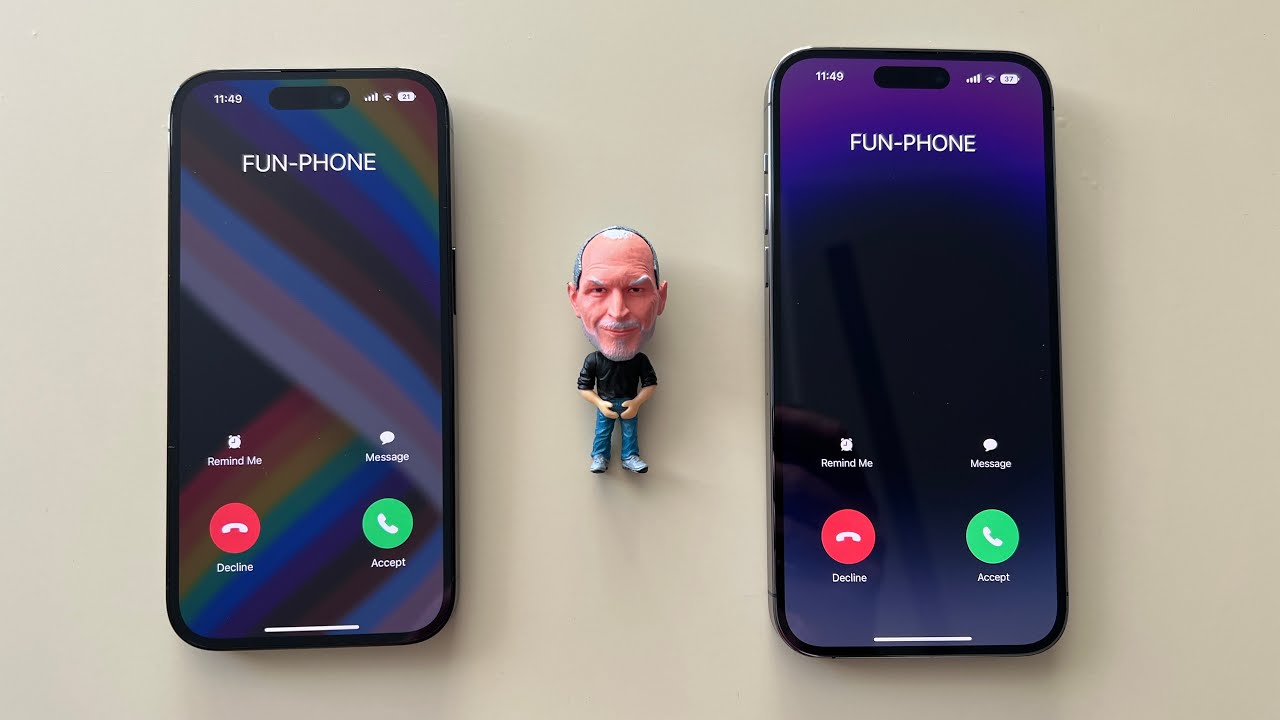 Apple iPhone 14 Pro vs 14 Pro Max Incoming Call - YouTube