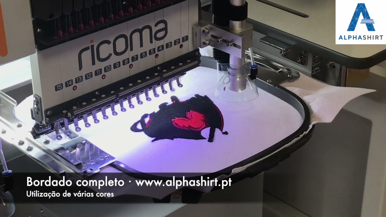 Máquina de bordar Ricoma com laser incorporado - YouTube