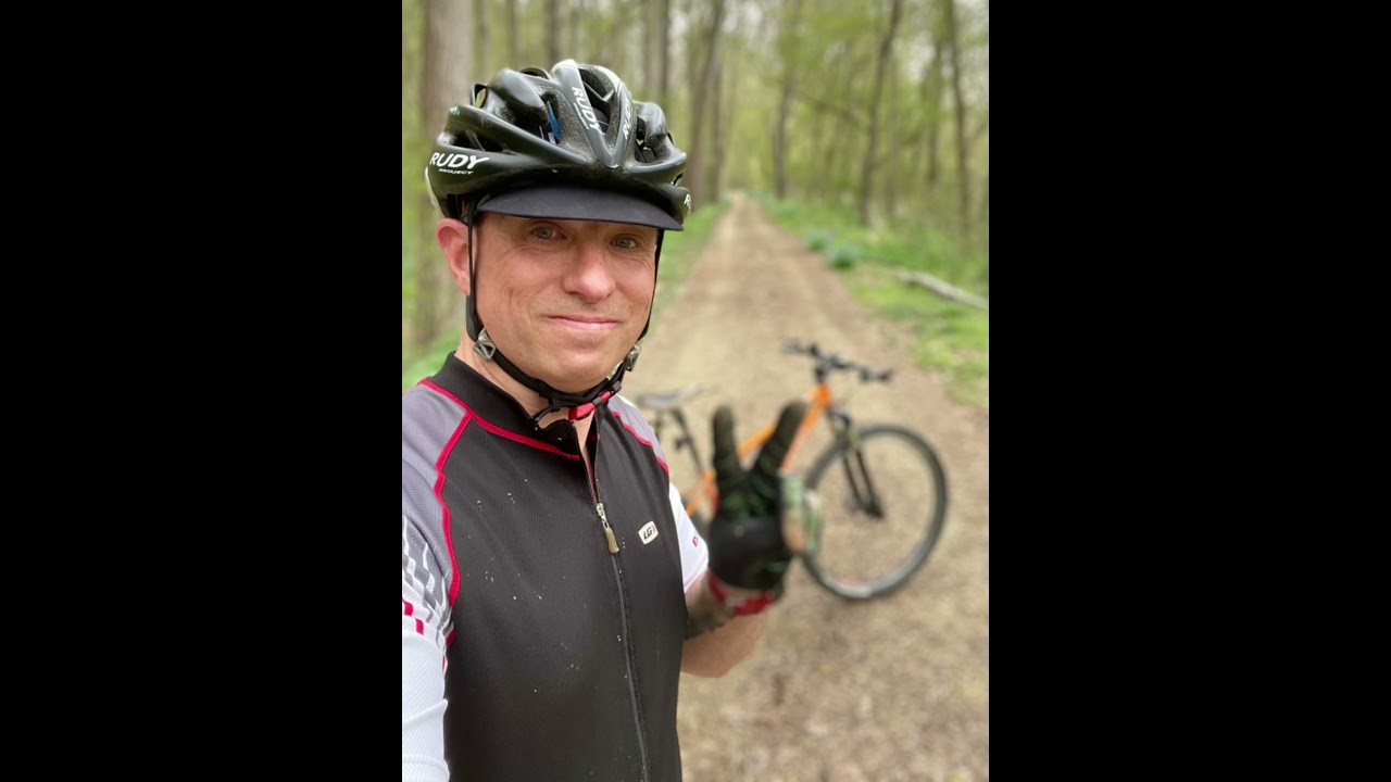 Overland camping at Mulehalla campground along the Potomac river in ...