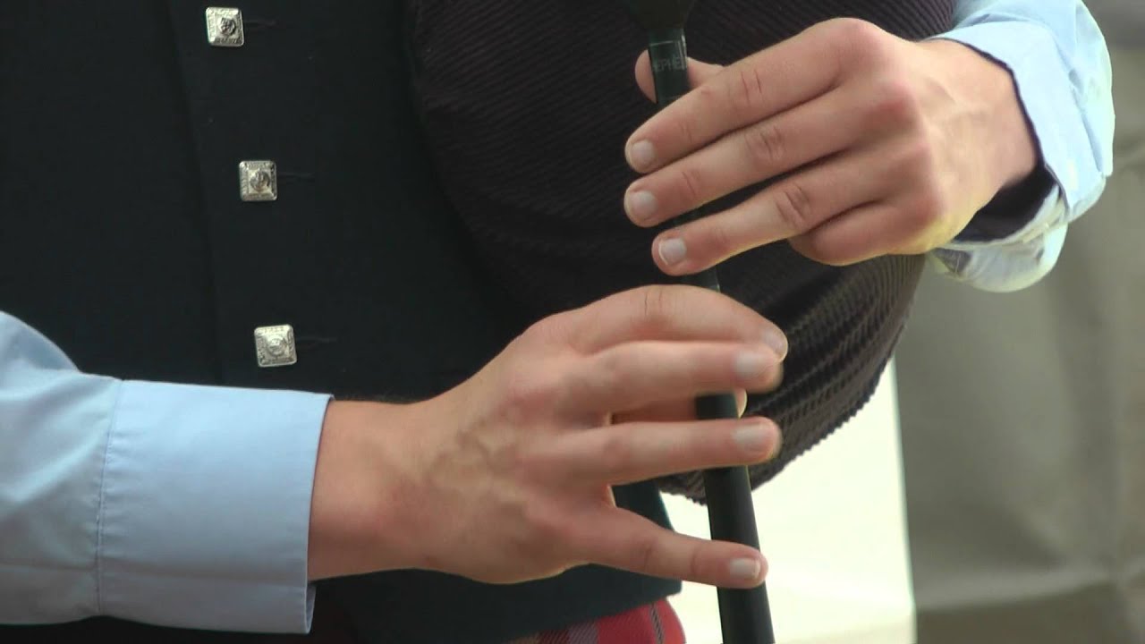 Pipe Idol 2011 - Craig Sutherland: medley - YouTube
