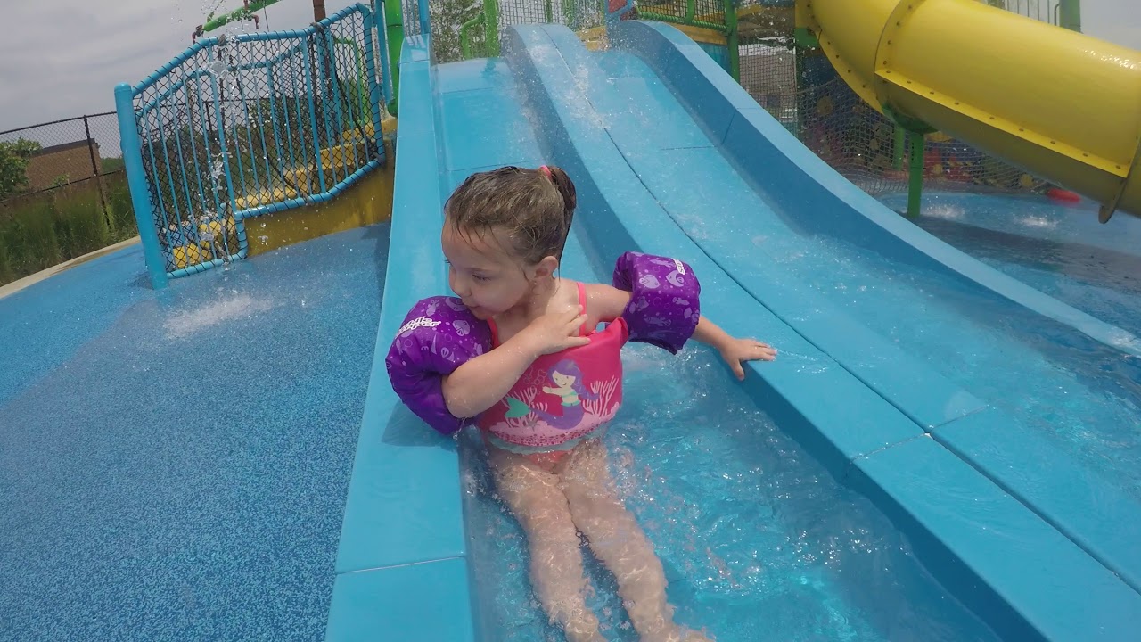Water park - YouTube