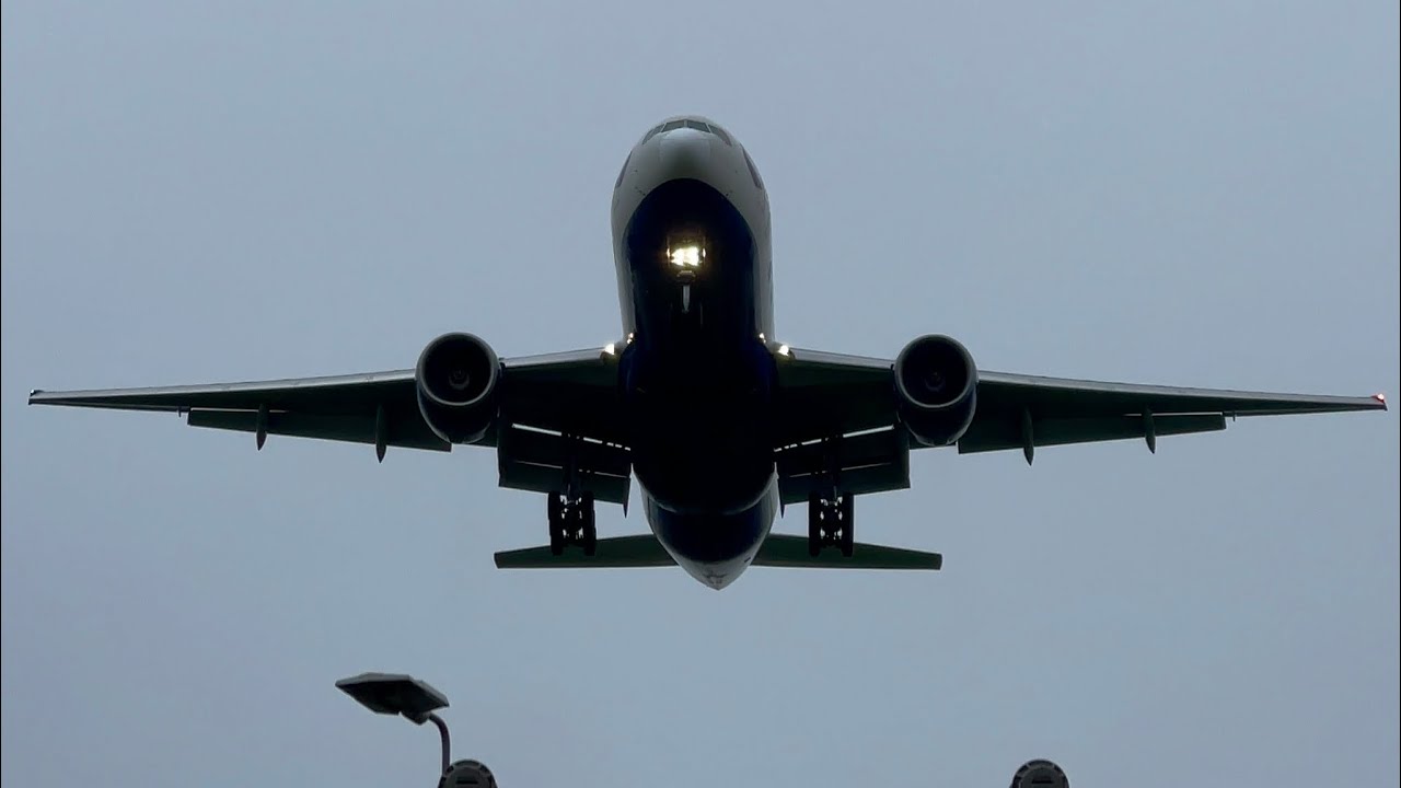 🇬🇧London Heathrow Airport 🌧 Plane Spotting 09L Arrivals #heathrow # ...
