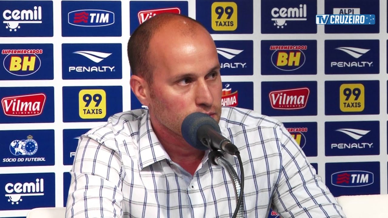 Diretor de futebol, Thiago Scuro, fala sobre a evolução da equipe e ...