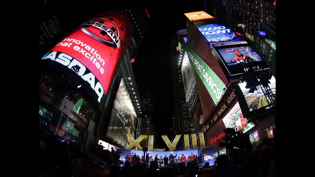 Super Bowl Boulevard, Time Square New York City 2014 - YouTube